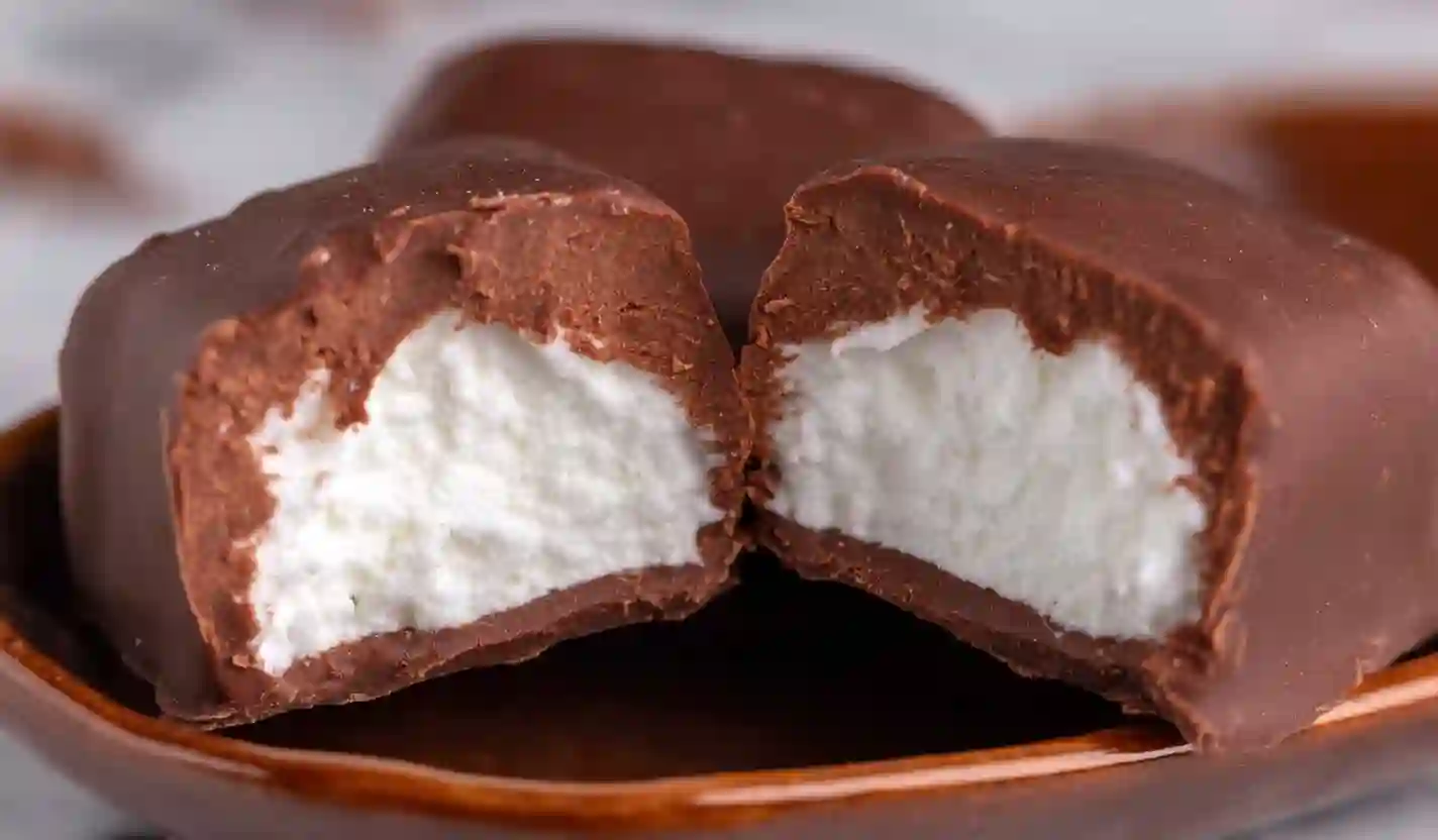 Cool Whip Candy - Easy Chocolate Treat (4 Ingredients)